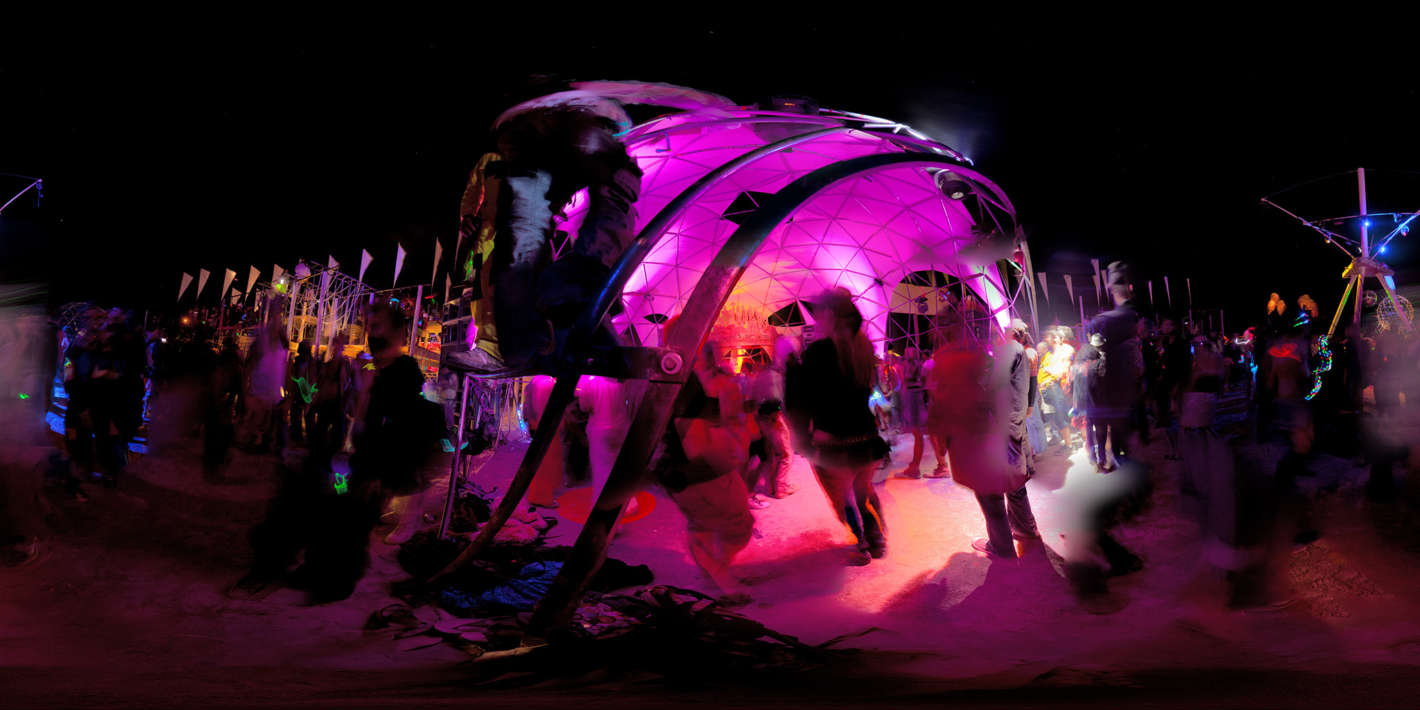 Burning Man On The Dance Floor - OliHar.com